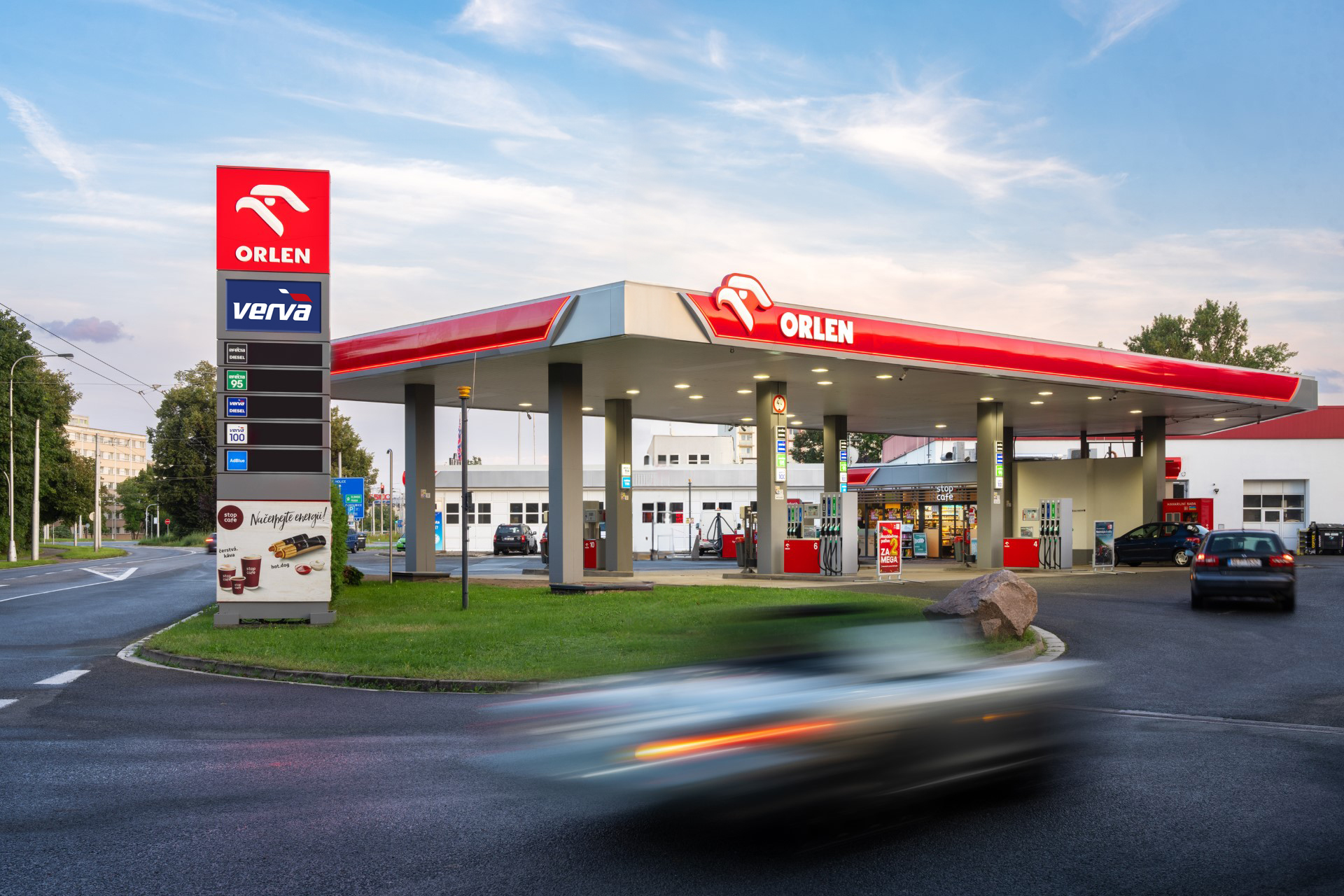 ORLEN Unipetrol spustil na čerpacích stanicích ORLEN pilotní prodej obnovitelné nafty | ORLEN